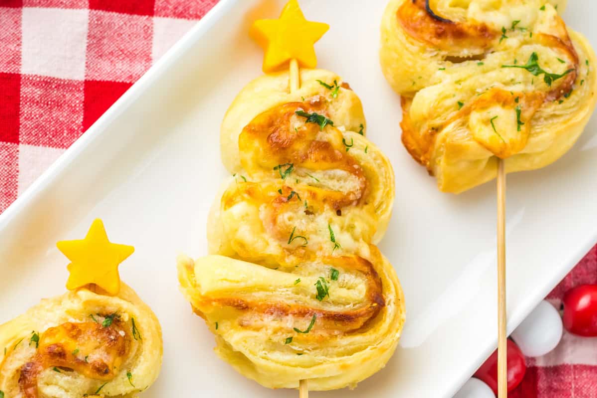 Puff Pastry Christmas Trees with Ham and Cheese | Tessa Recipes